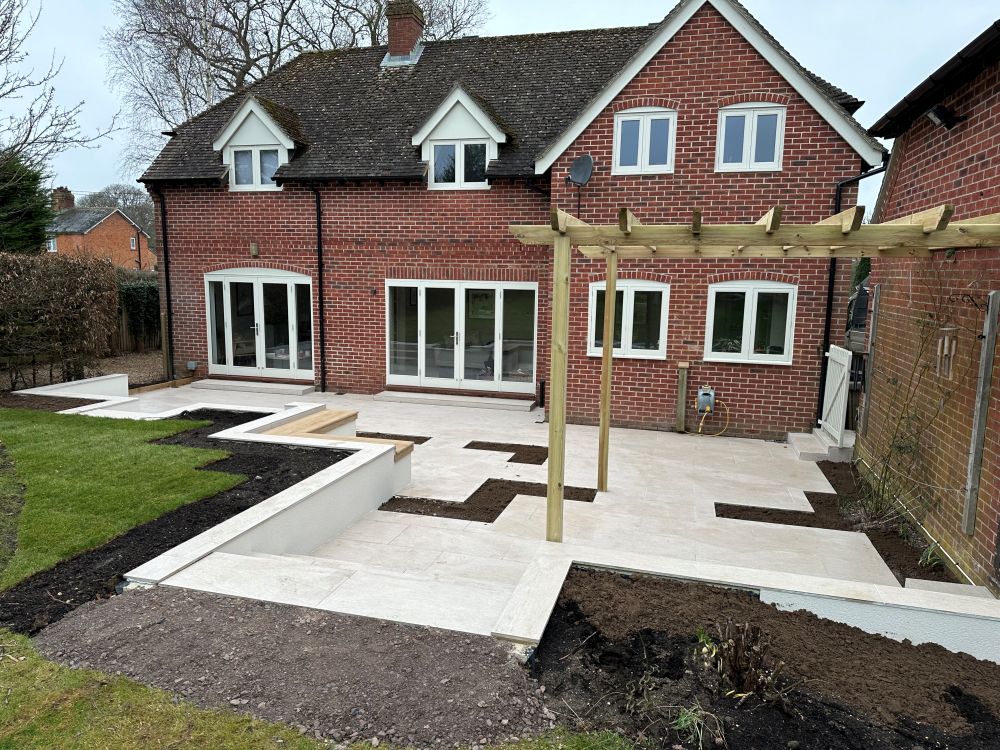 A Stunning Contemporary Garden Update in Woolton Hill - ALDA Landscapes